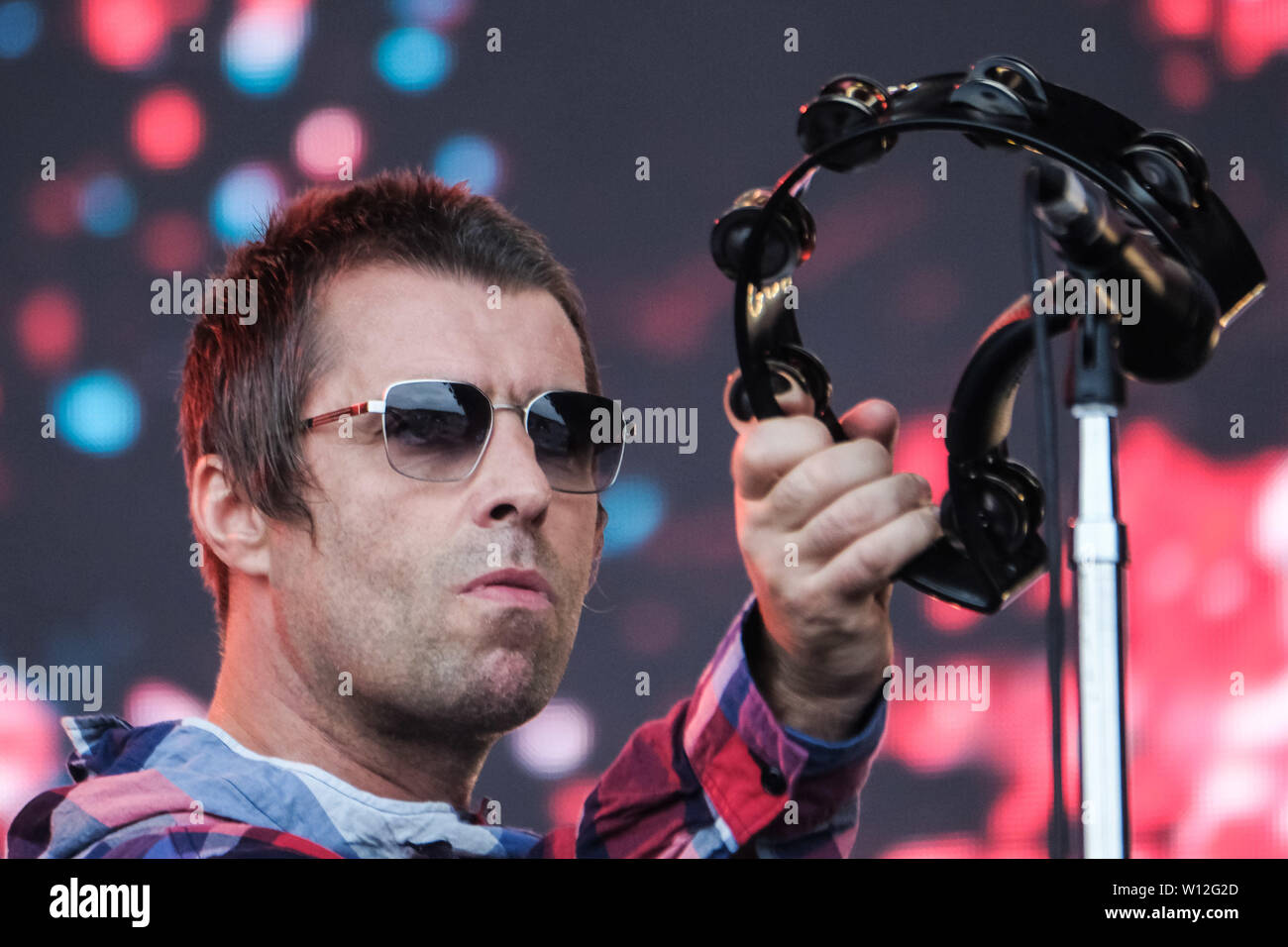 Liam gallagher hi-res stock photography and images - Alamy