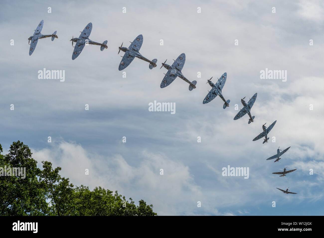 Sequence plane hi-res stock photography and images - Alamy