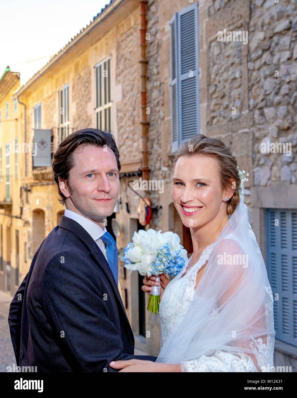 Angelina grafin zu solms laubach hi-res stock photography and images ...