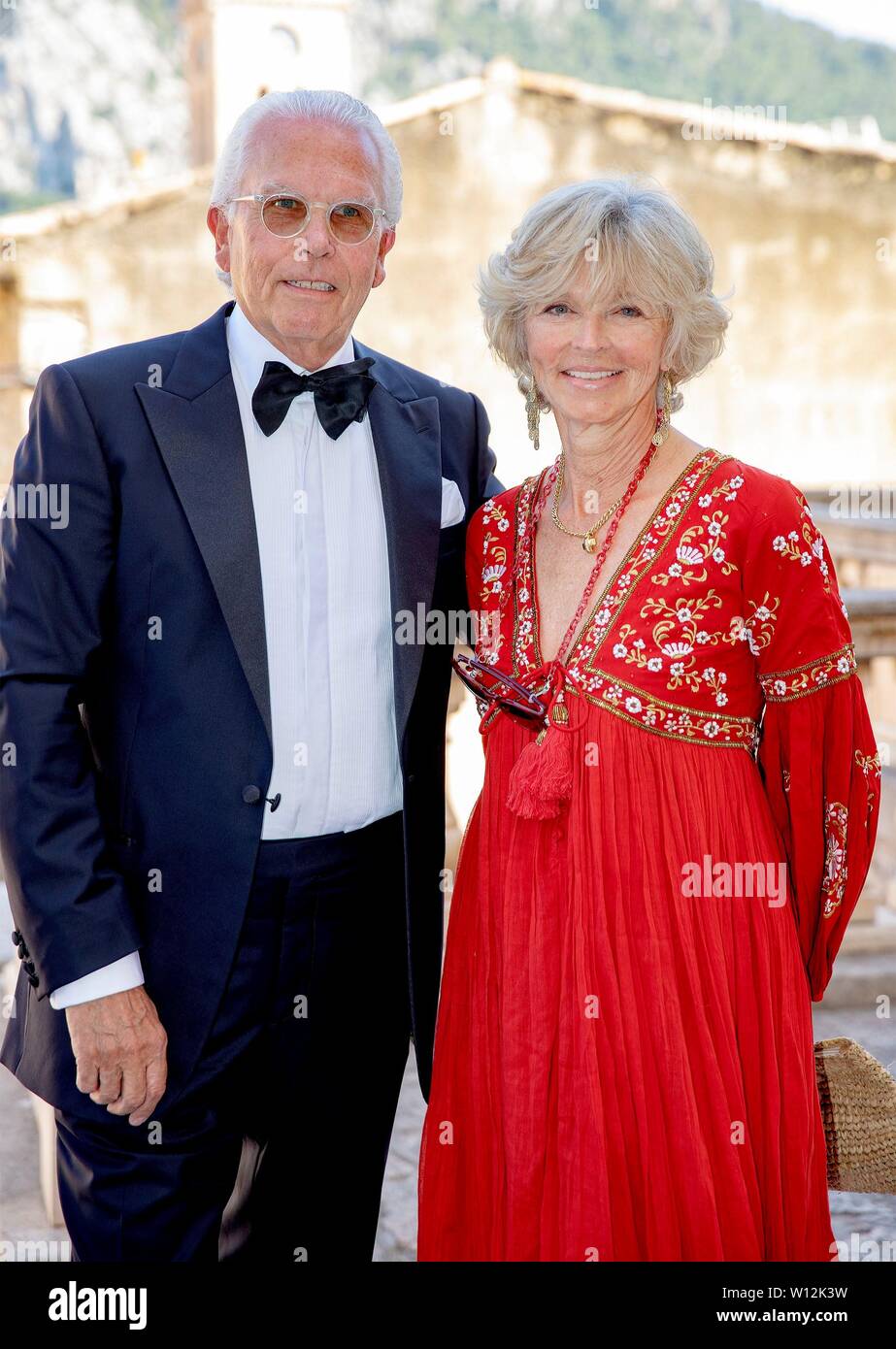 Angelina grafin zu solms laubach hi-res stock photography and images ...