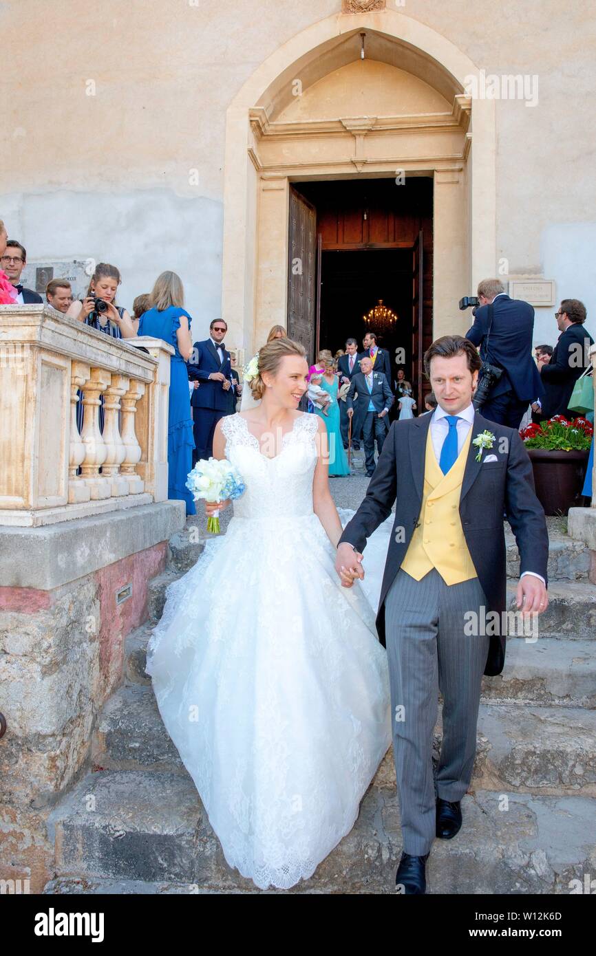 Angelina grafin zu solms laubach hi-res stock photography and images ...