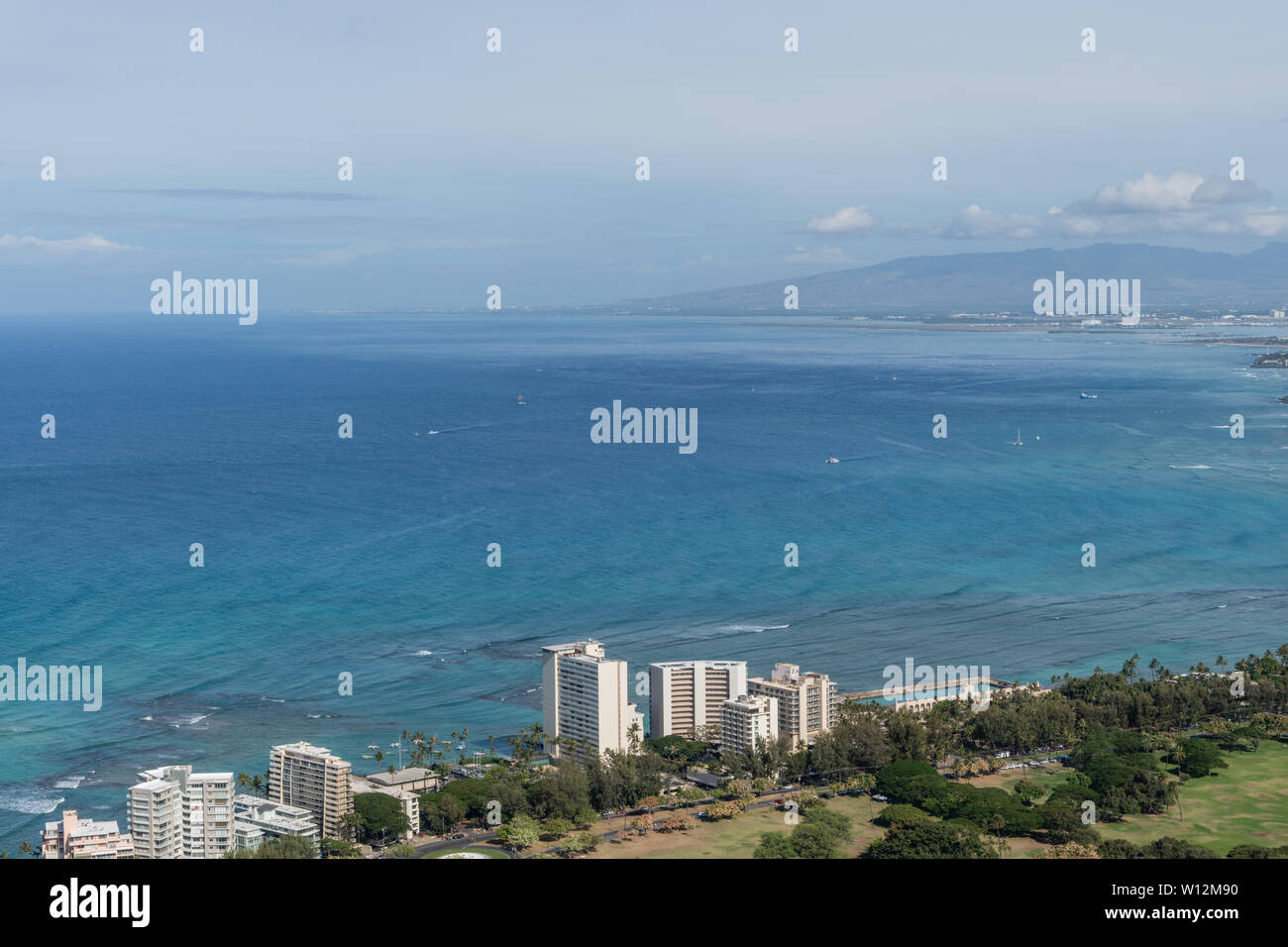 Beautiful panoramic aerial Honolulu and Waikiki beach vista, Oahu ...