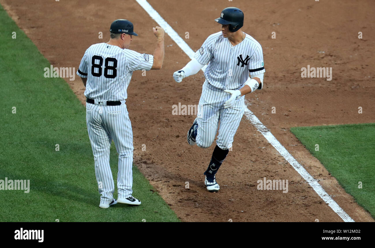 Aaron judge hi-res stock photography and images - Alamy