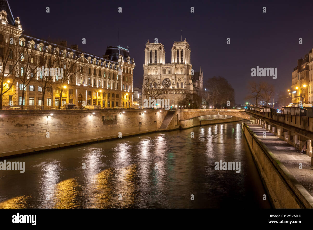 Notre Dame Seine Night