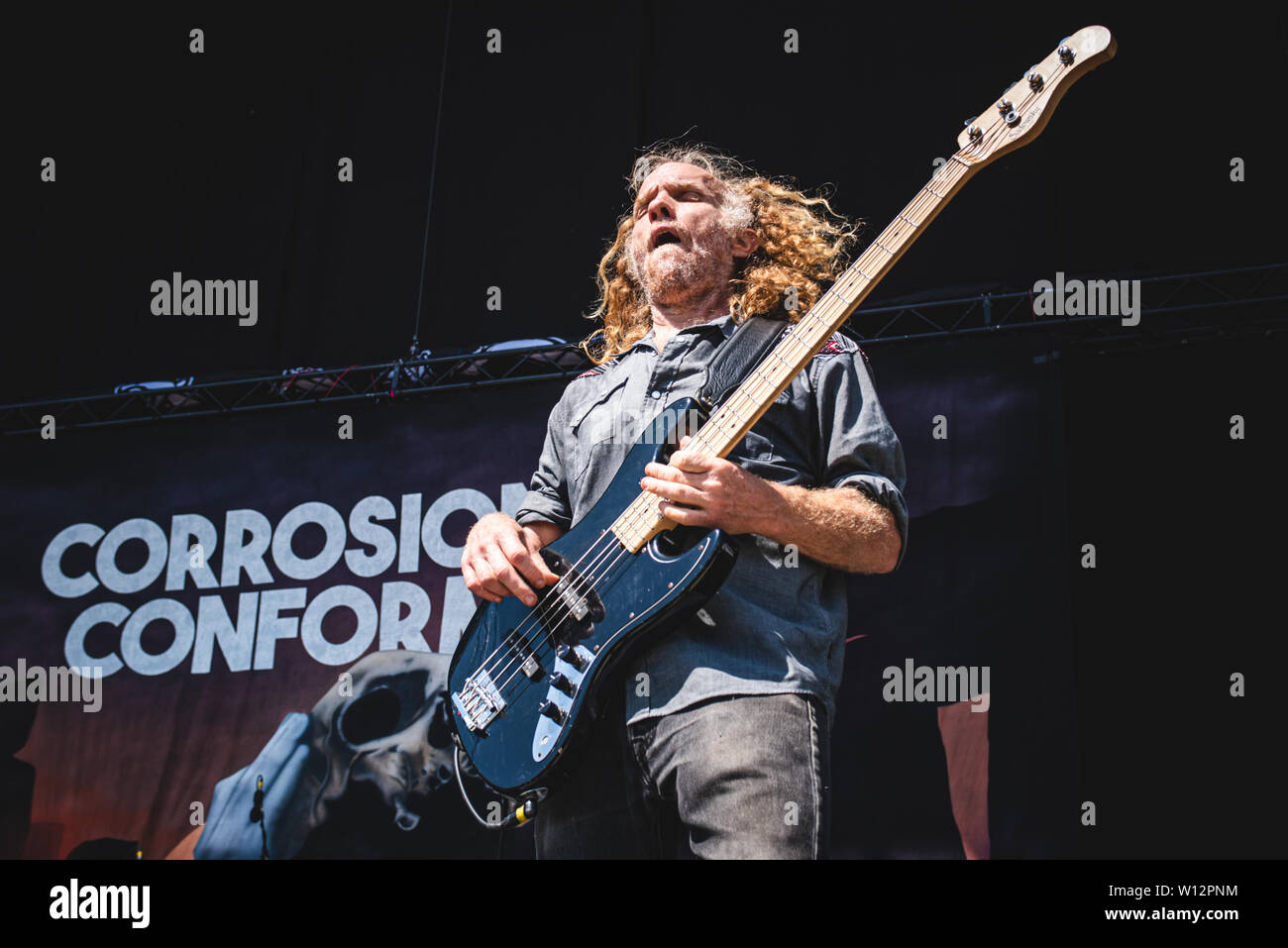 Mike Dean, bassist of the American heavy metal band Corrosion Of ...