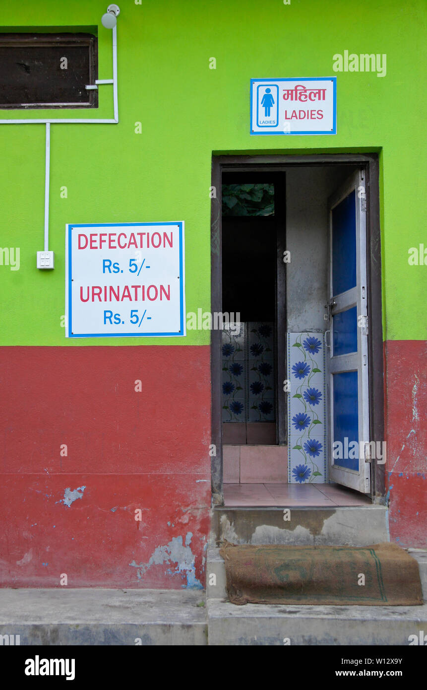 Pay-as-you-go roadside public restroom in rural Nepal Stock Photo - Alamy