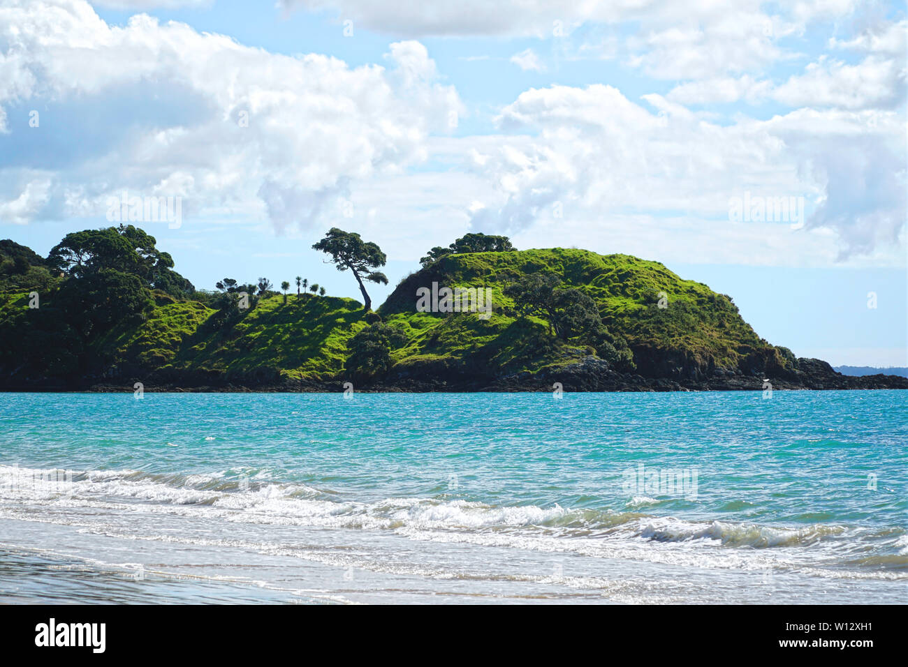 scenic landscape picture of a bay in the northland of new zealand Stock ...