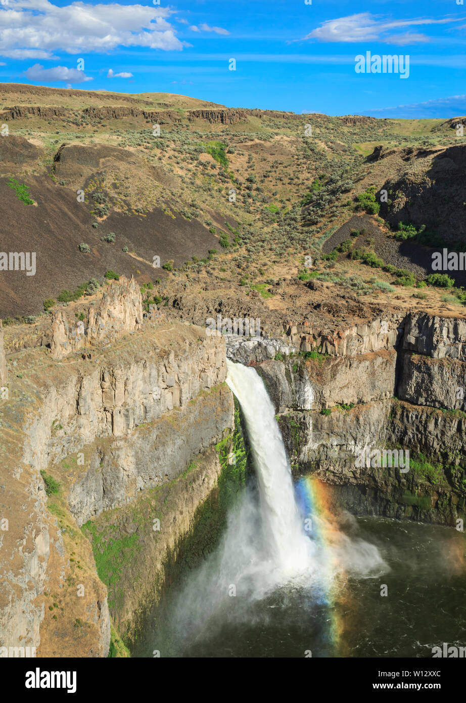 rainbow in the mist of palouse falls at palouse falls state park near ...