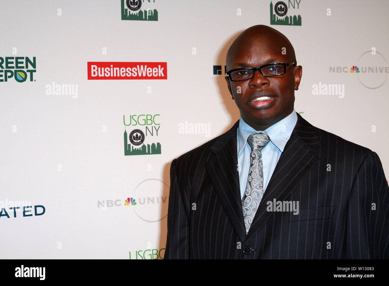 New York, USA. 16 October, 2008. DJ, Eric Visa at the U.S. Green ...