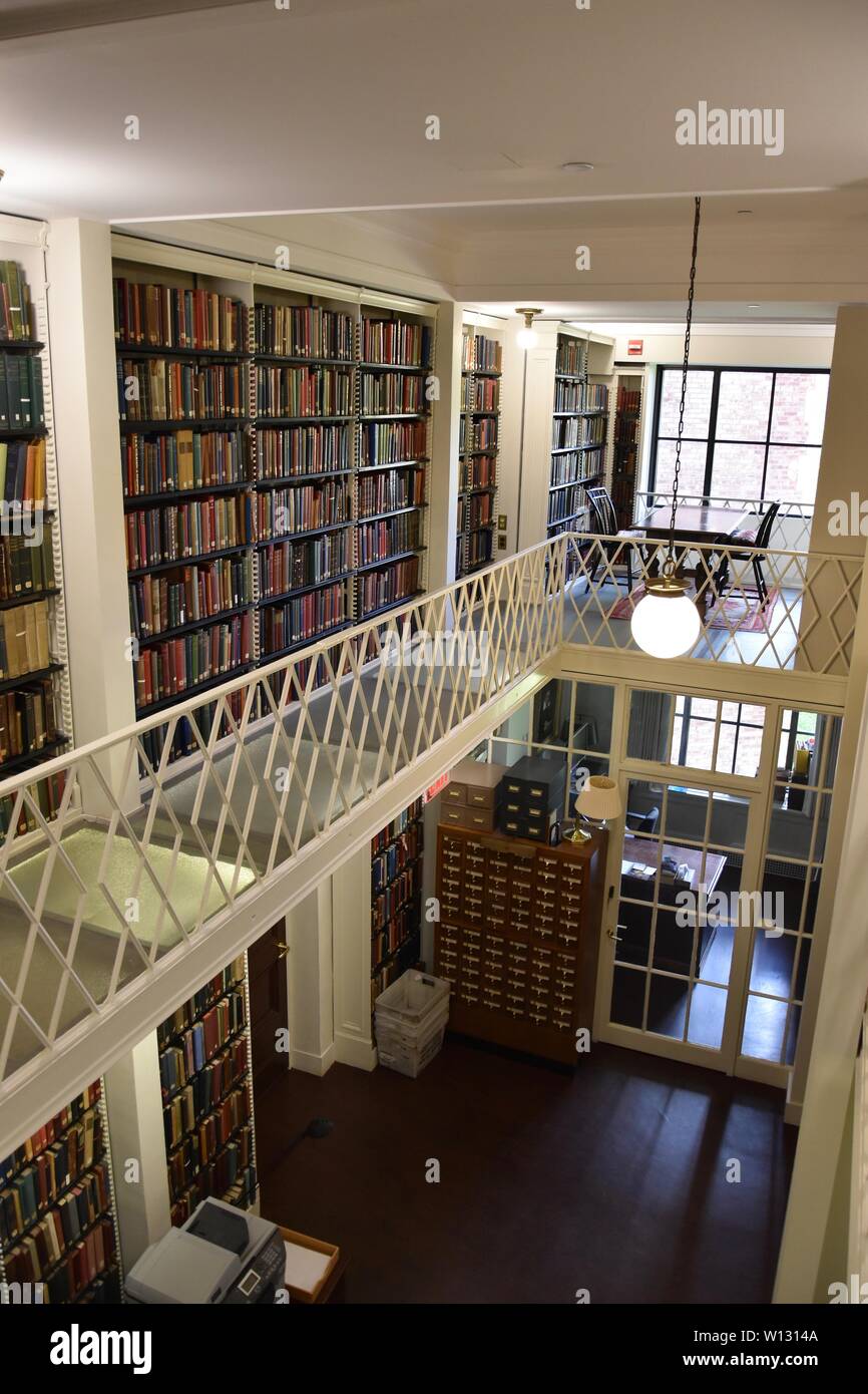 Boston athenaeum hi-res stock photography and images - Alamy