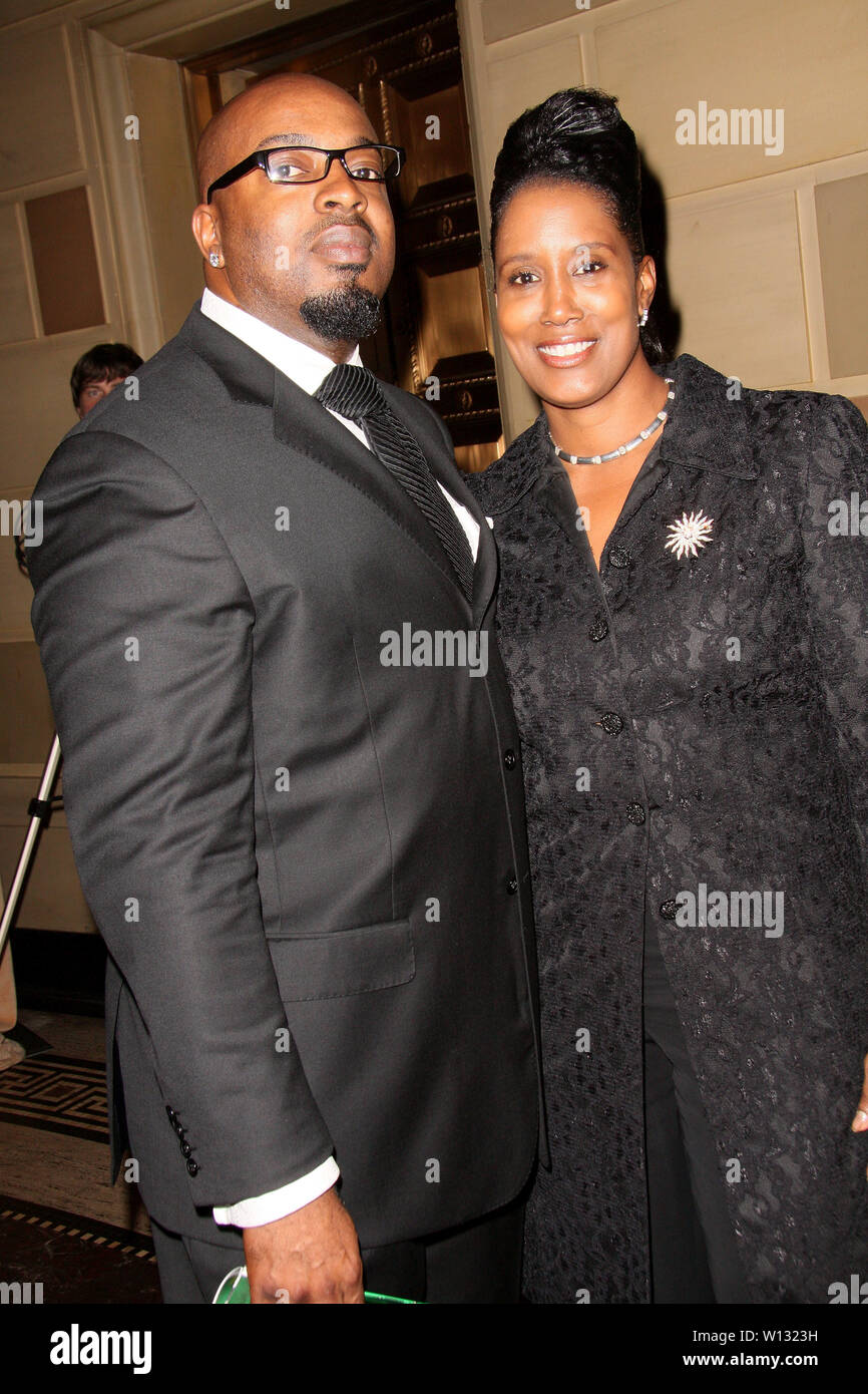 Ru el burford hi-res stock photography and images - Alamy