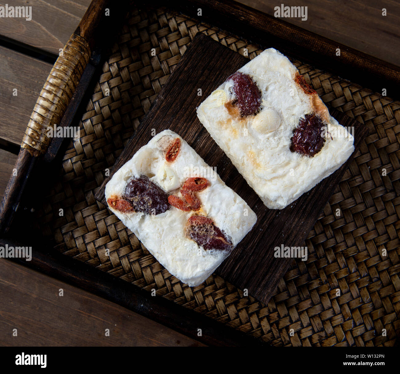 Silver ear soup hi-res stock photography and images - Alamy