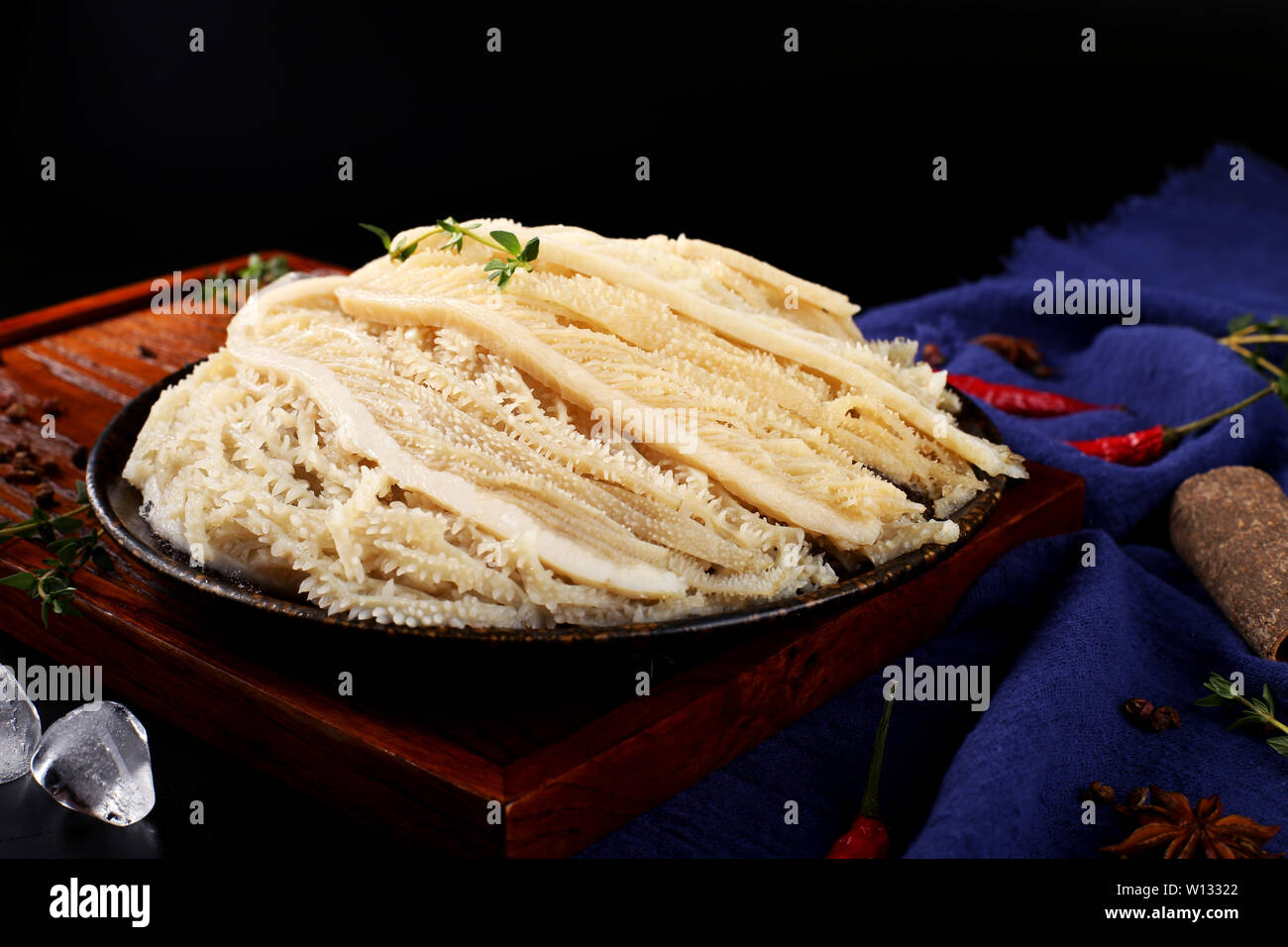 Hot pot ingredients, pig yellow throat, thousand-layer belly, beef ...