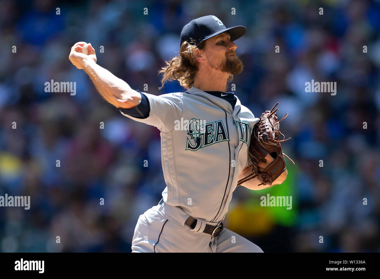 Milwaukee, WI, USA. 27th June, 2019. Seattle Mariners starting pitcher ...