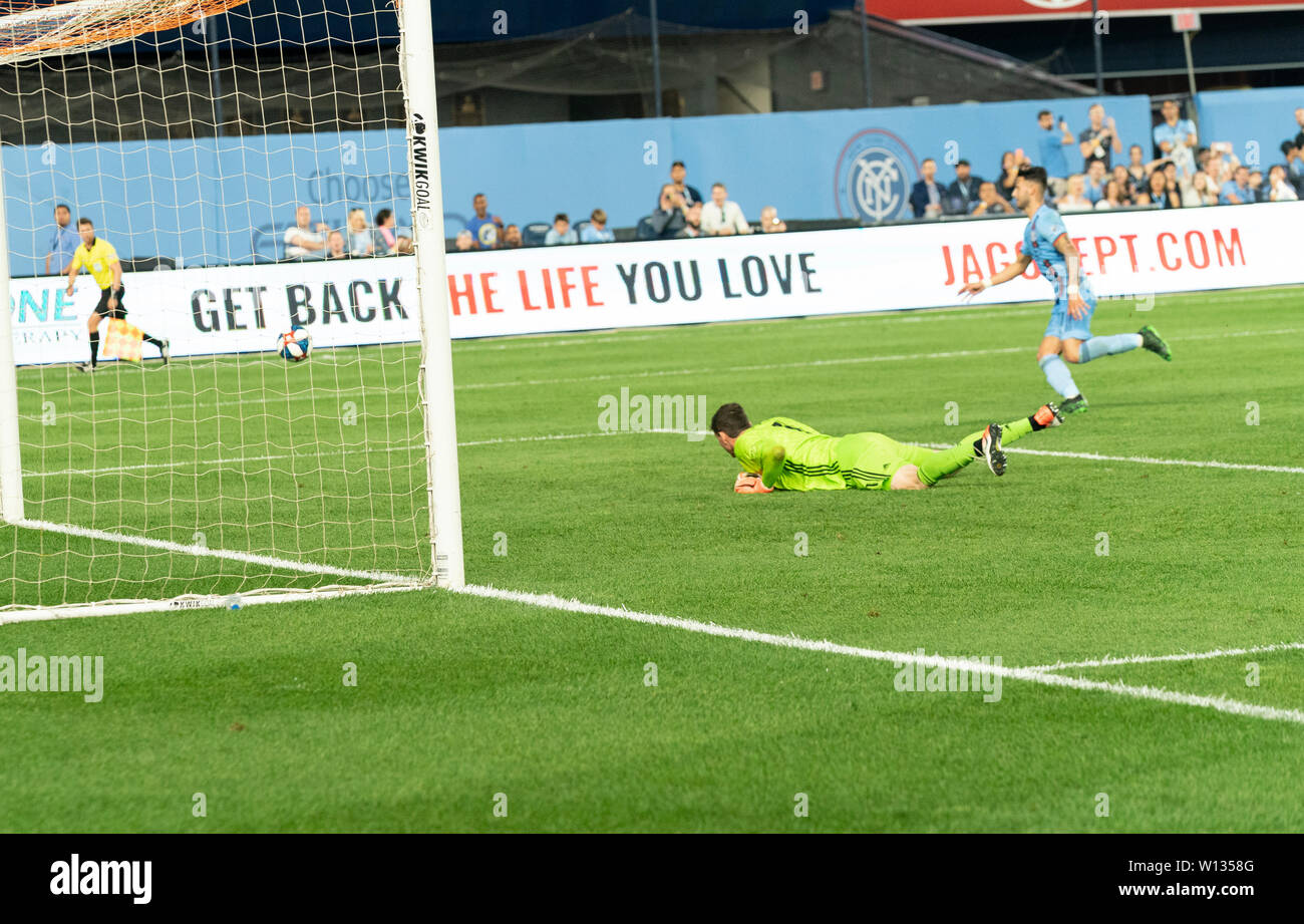 New York, NY - June 29, 2019: Goalkeeper Matt Freese (1) of ...