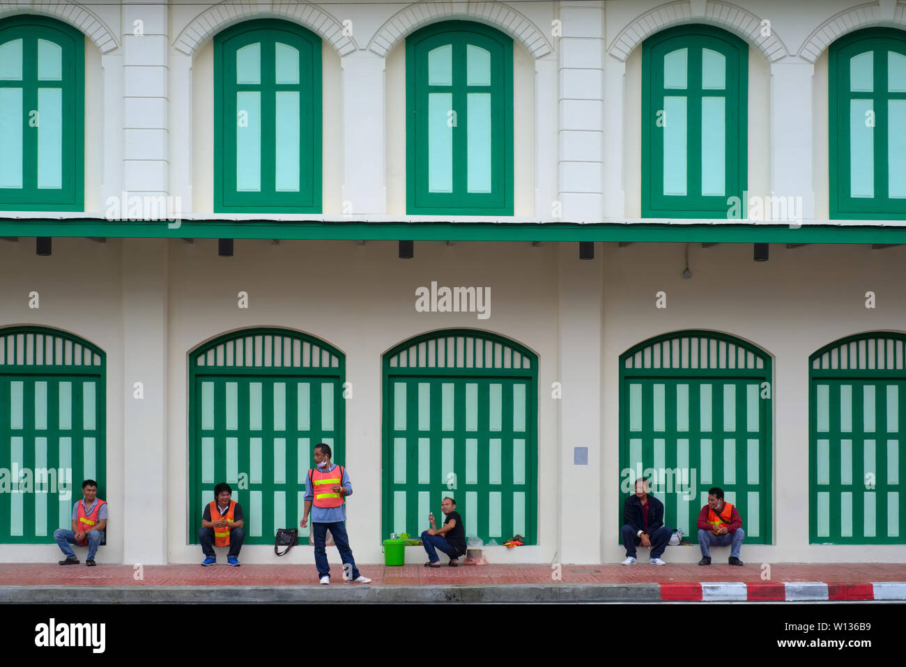 Thailand traditional shophouses hi-res stock photography and images - Alamy