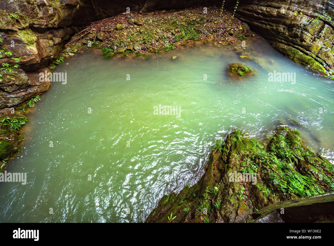 Seam of Water Gorge in Wulong, Sichuan, China Stock Photo - Alamy