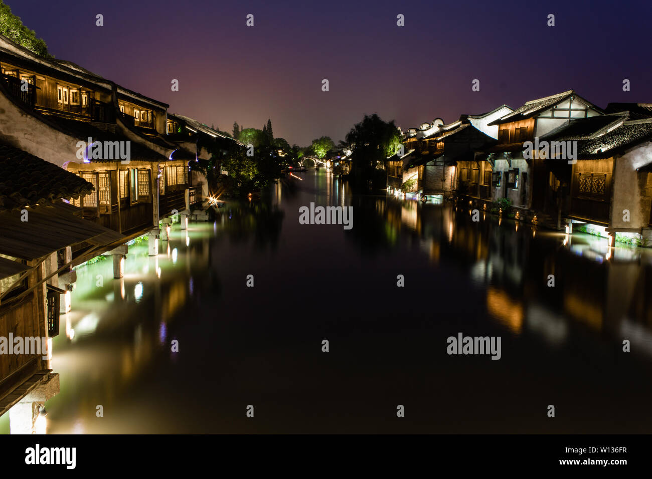Wuzhen bridges at night hi-res stock photography and images - Alamy