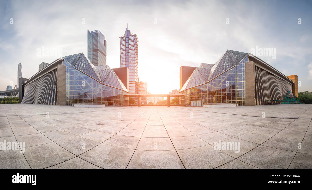 The square in the heart of Shenzhen Stock Photo - Alamy