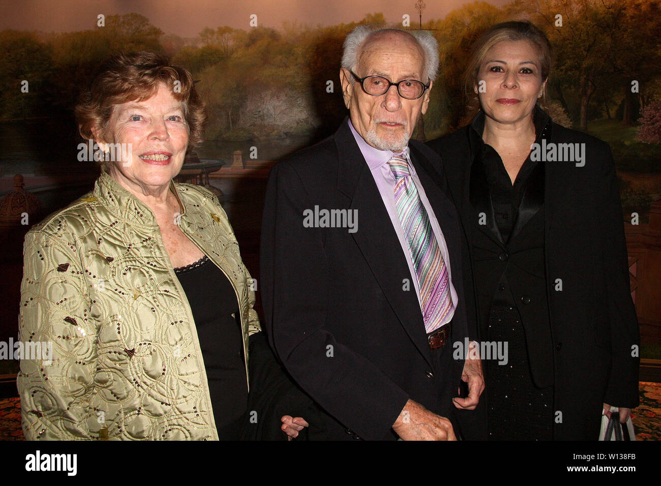 New York, USA. 9 November, 2008. Anne Jackson, Eli Wallach, Roberta ...
