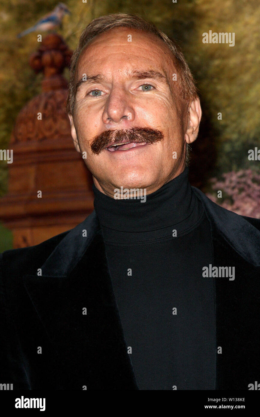 New York, USA. 9 November, 2008. Richard Pinter at the Neighborhood ...