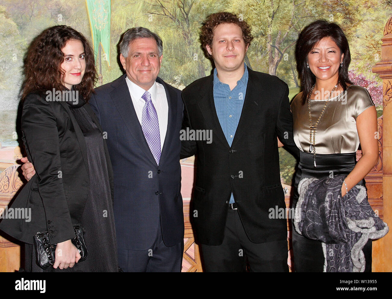 Mike mooves hi-res stock photography and images - Alamy