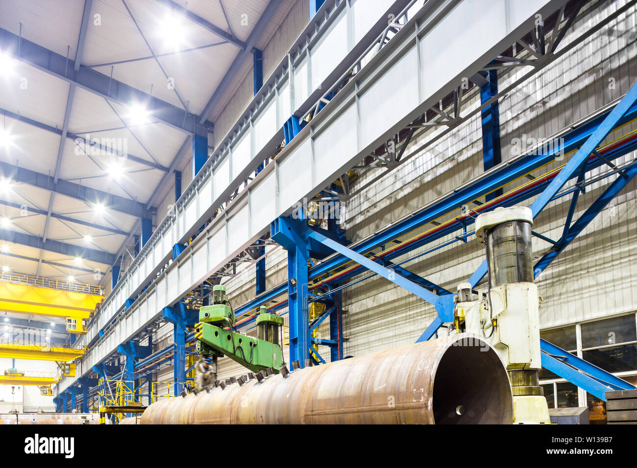 Interior of factory workshop Stock Photo - Alamy