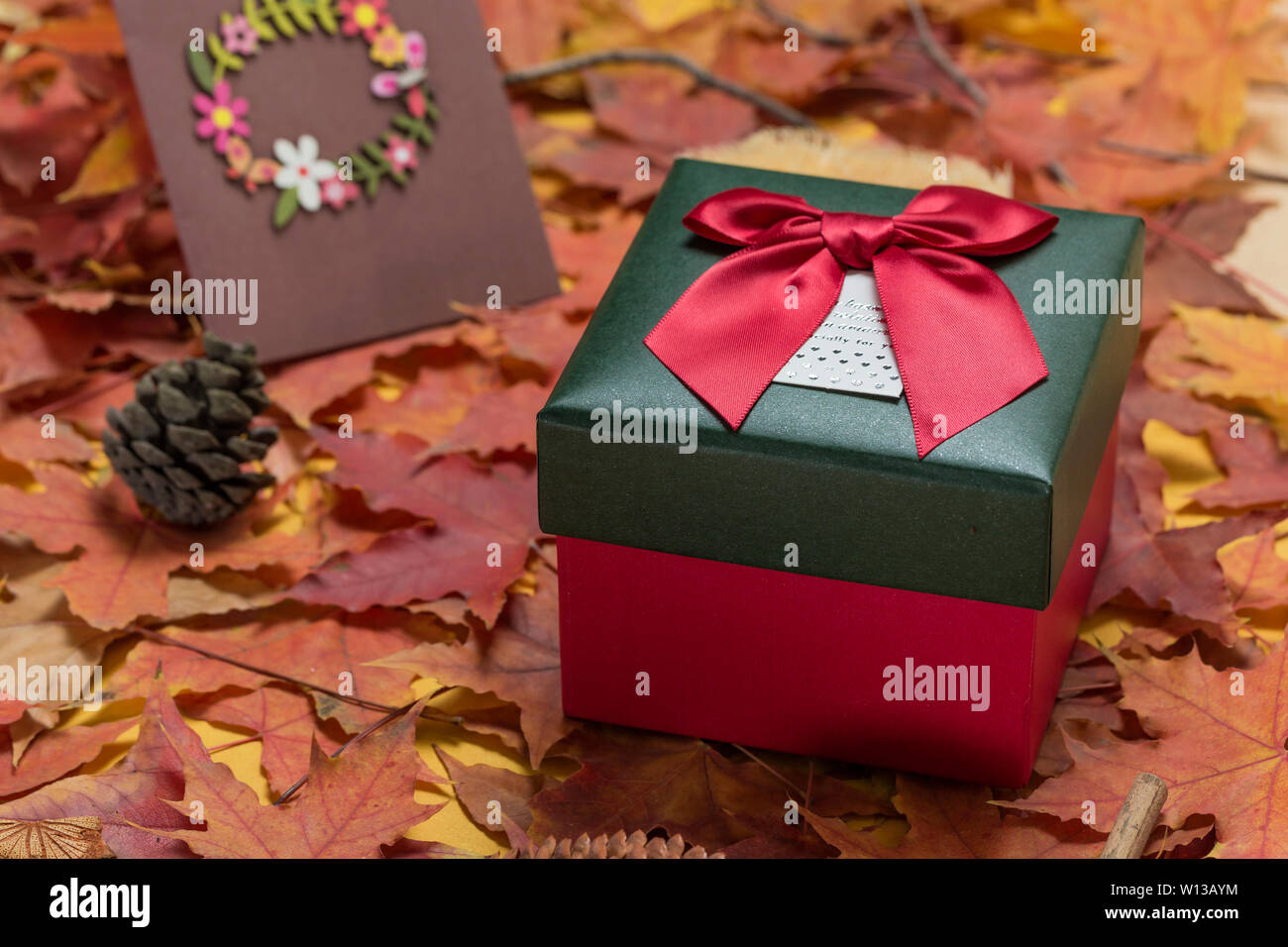 Gift boxes cards christmas hi-res stock photography and images - Alamy
