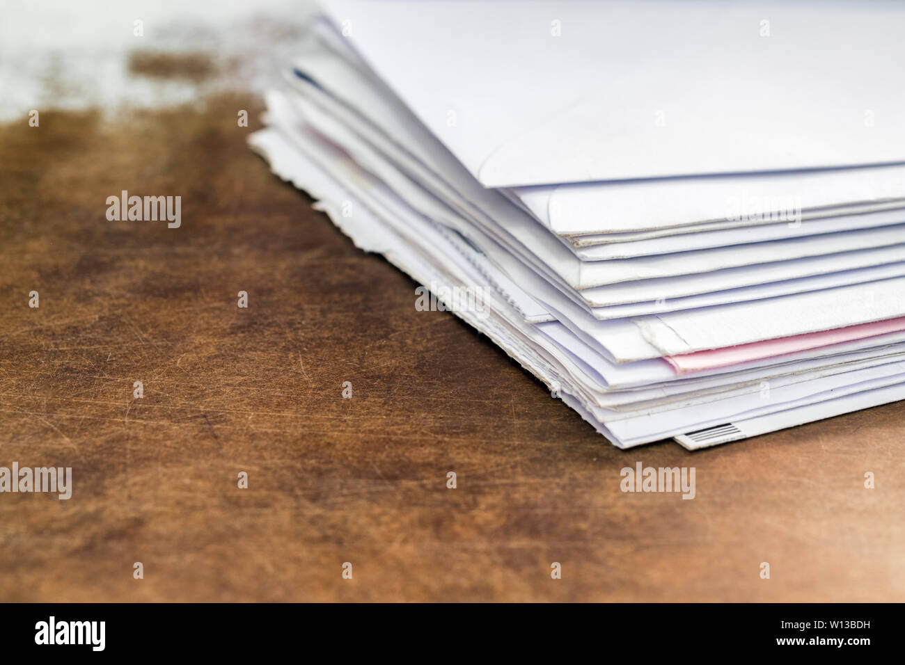 Unorganized documents hi-res stock photography and images - Alamy