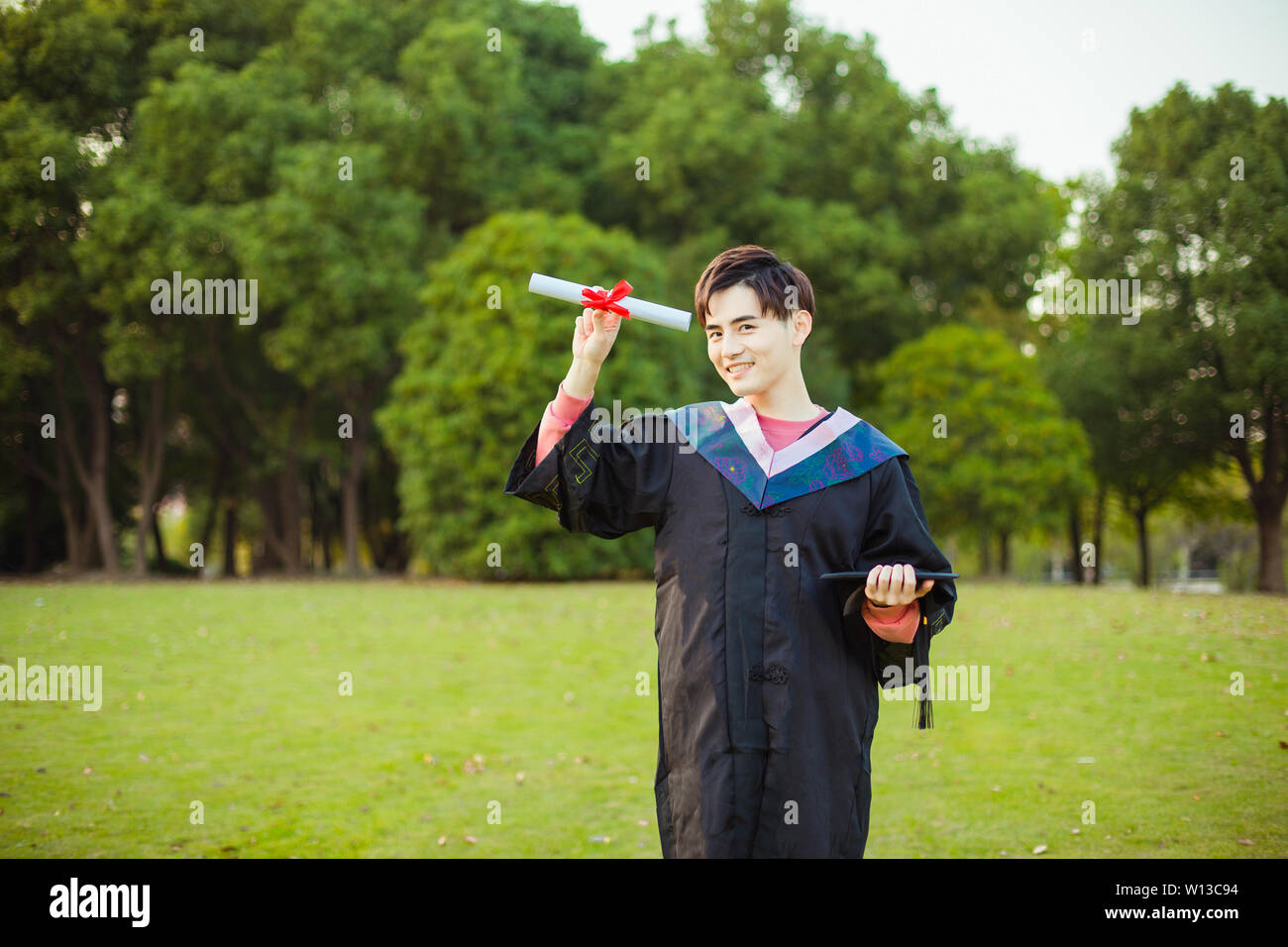 China high school graduation hi-res stock photography and images - Alamy