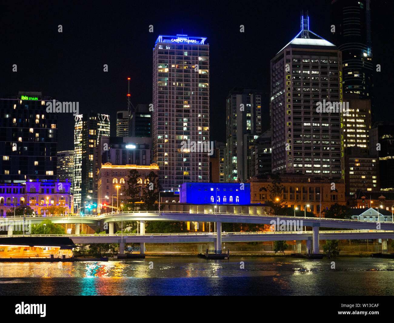 Brisbane City At Night Stock Photo - Alamy