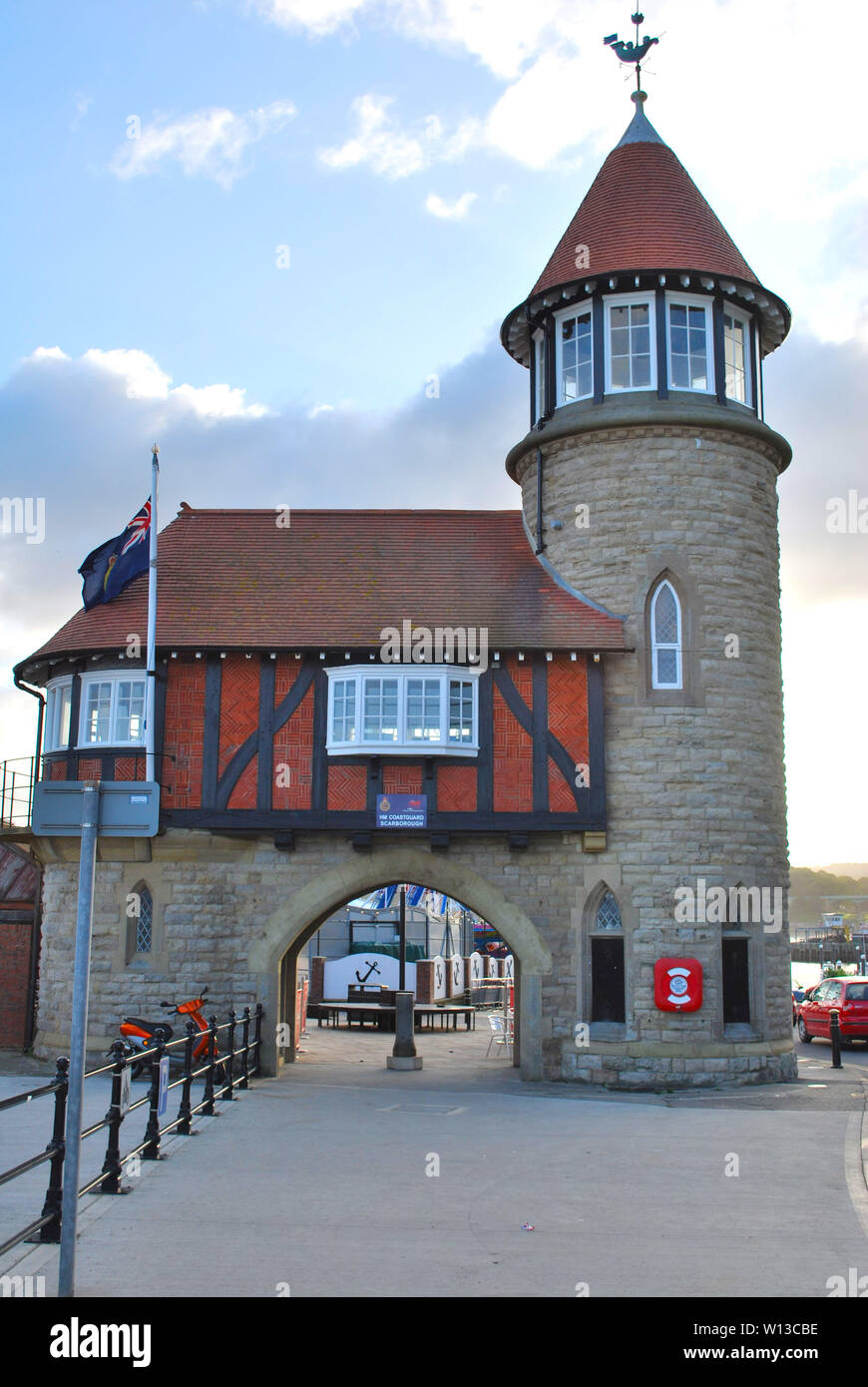 Scarborough tower hi-res stock photography and images - Alamy