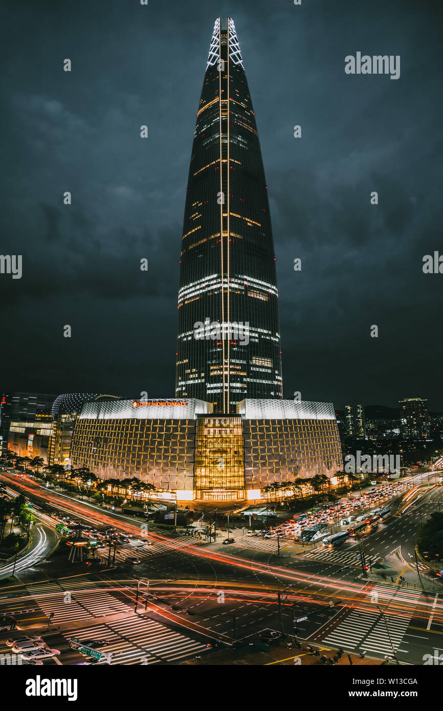 Samsung tower seoul hi-res stock photography and images - Alamy