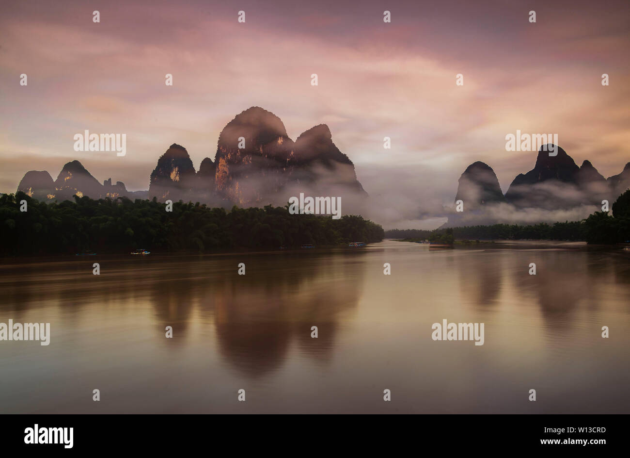 Old Town of Pinggu Town, Yangshuo Stock Photo - Alamy