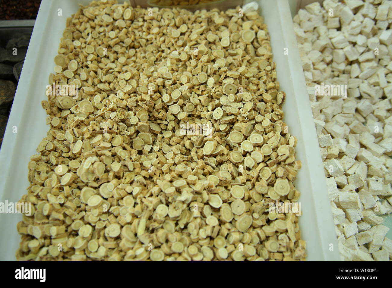 Astragalus membranaceus hi-res stock photography and images - Alamy