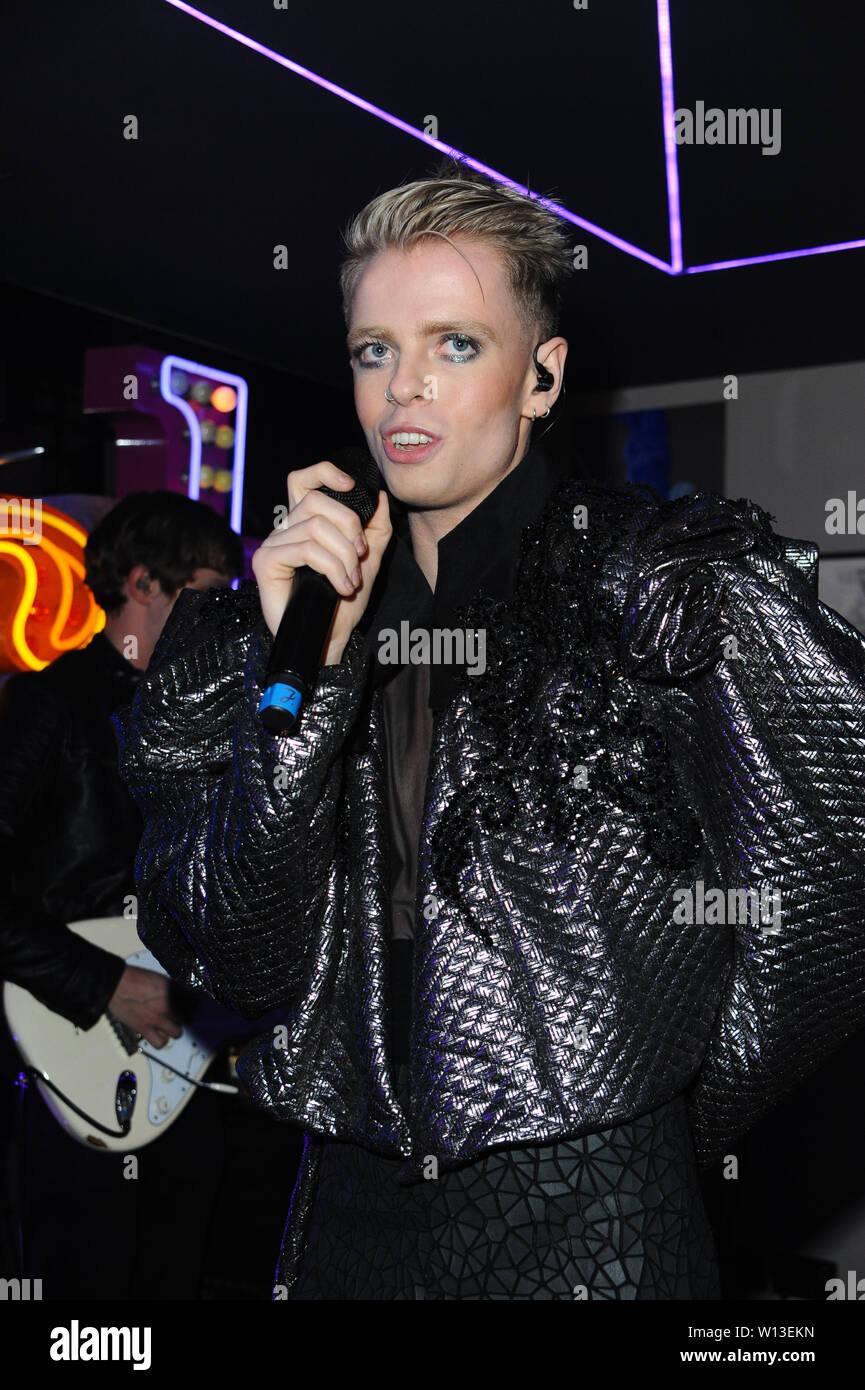 House of truth hi-res stock photography and images - Alamy