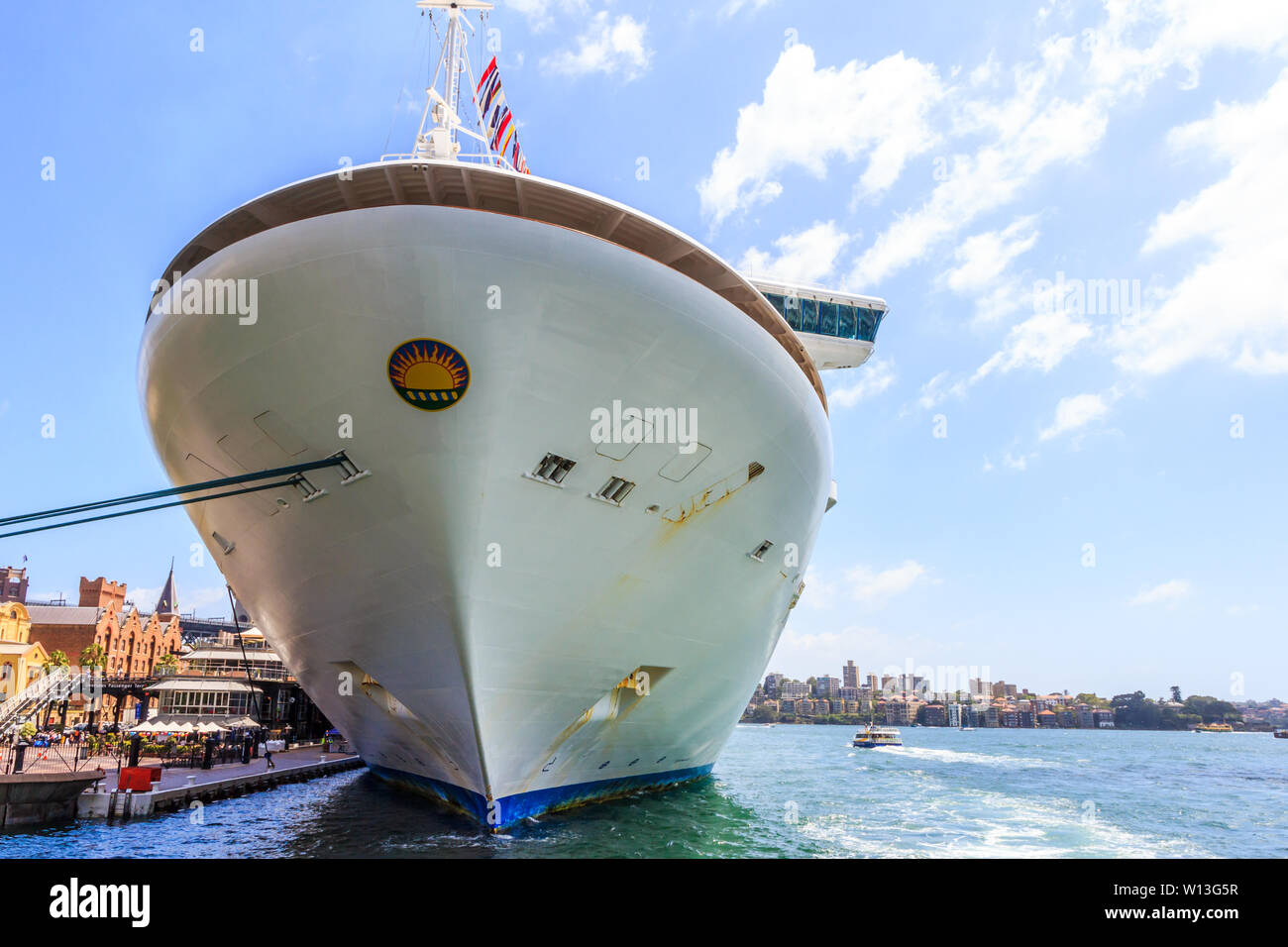 Sydney, Australia - January 4th2014: The cruise ship Diamond Princess ...