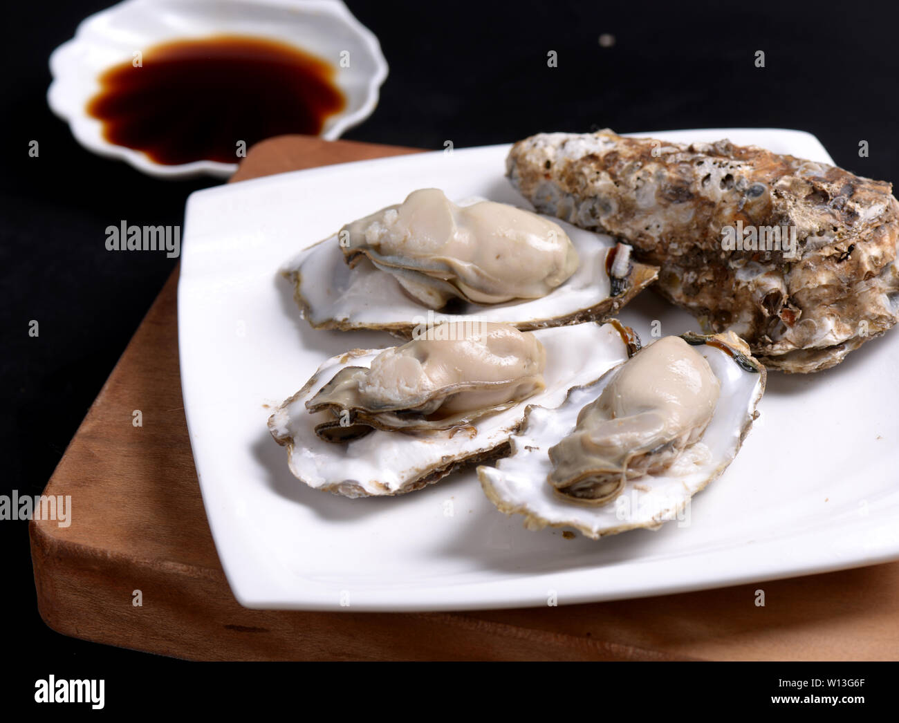 Oysters, oysters, seafood Stock Photo - Alamy