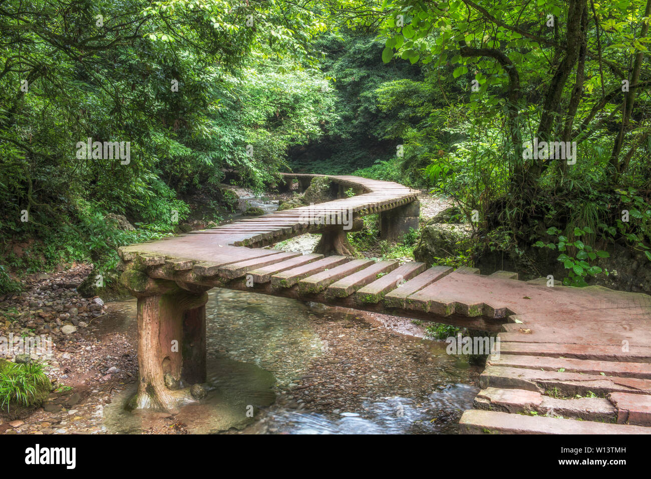 Chengdu and qingcheng mountain hi-res stock photography and images - Alamy