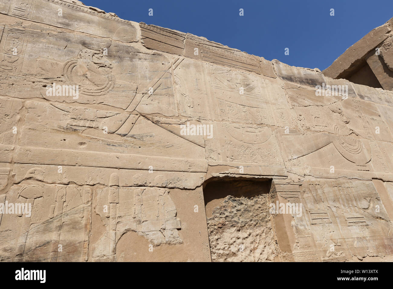 Egyptian hieroglyphs in Mortuary Temple of Seti I, Luxor City, Egypt ...