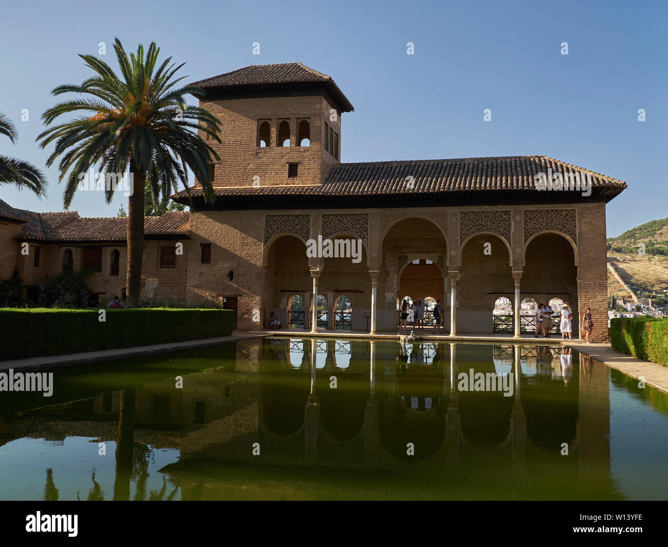 Palacio del Partal. La Alhambra, Granada, Spain Stock Photo - Alamy