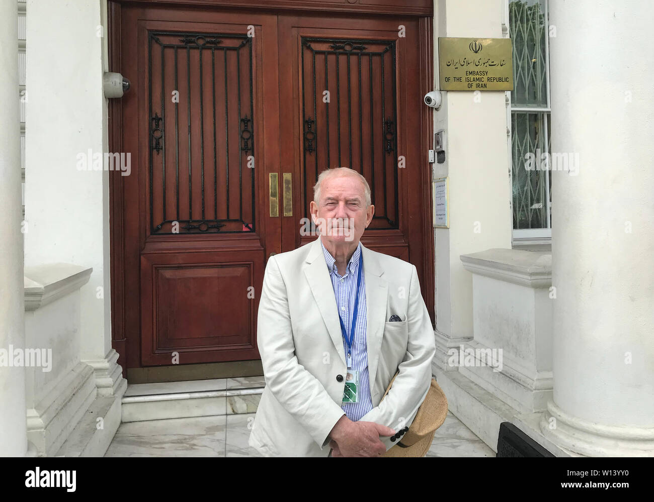 Labour mp barry sheerman holding hi-res stock photography and images ...