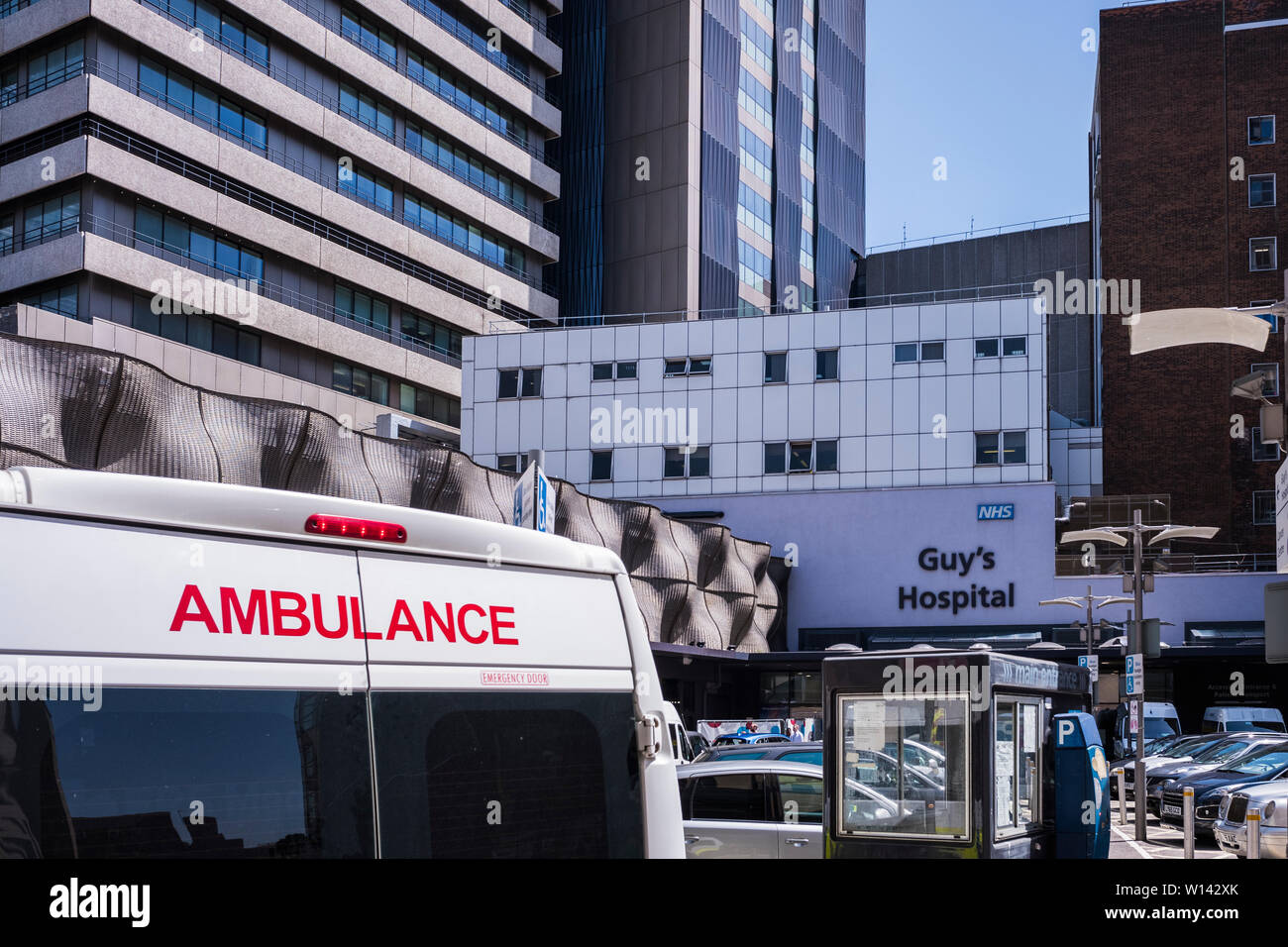 Guy's Hospital, Guy's & St. Thomas' NHS Foundation Trust, Bermondsey ...