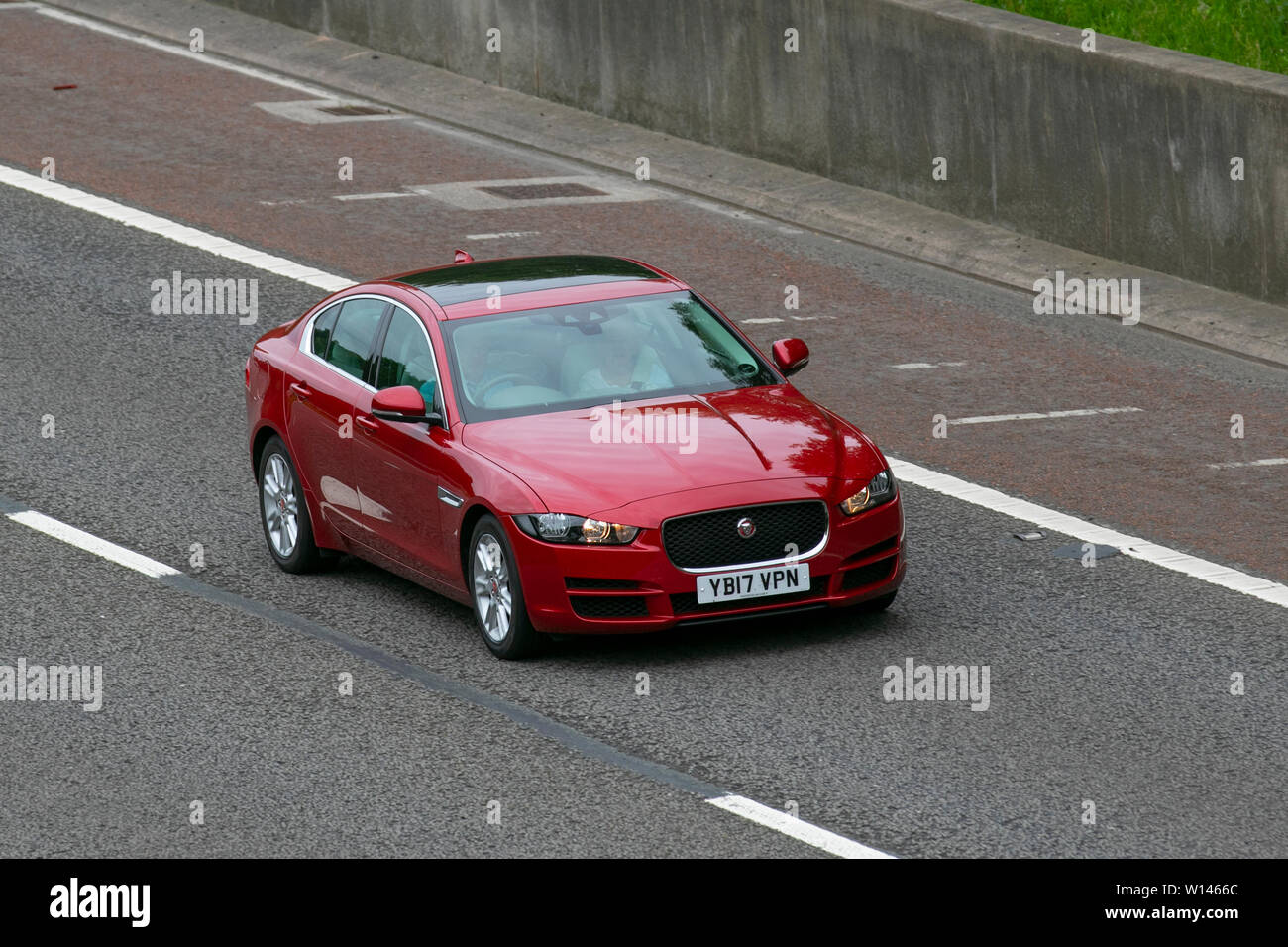 Jaguar xe prestige i auto hi-res stock photography and images - Alamy