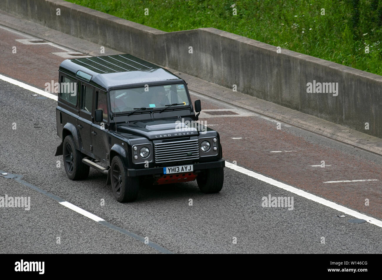 Black land rover defender 110 hi-res stock photography and images - Alamy