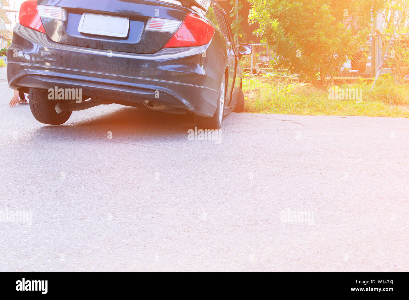 Car accident fall drop damage hi-res stock photography and images - Alamy