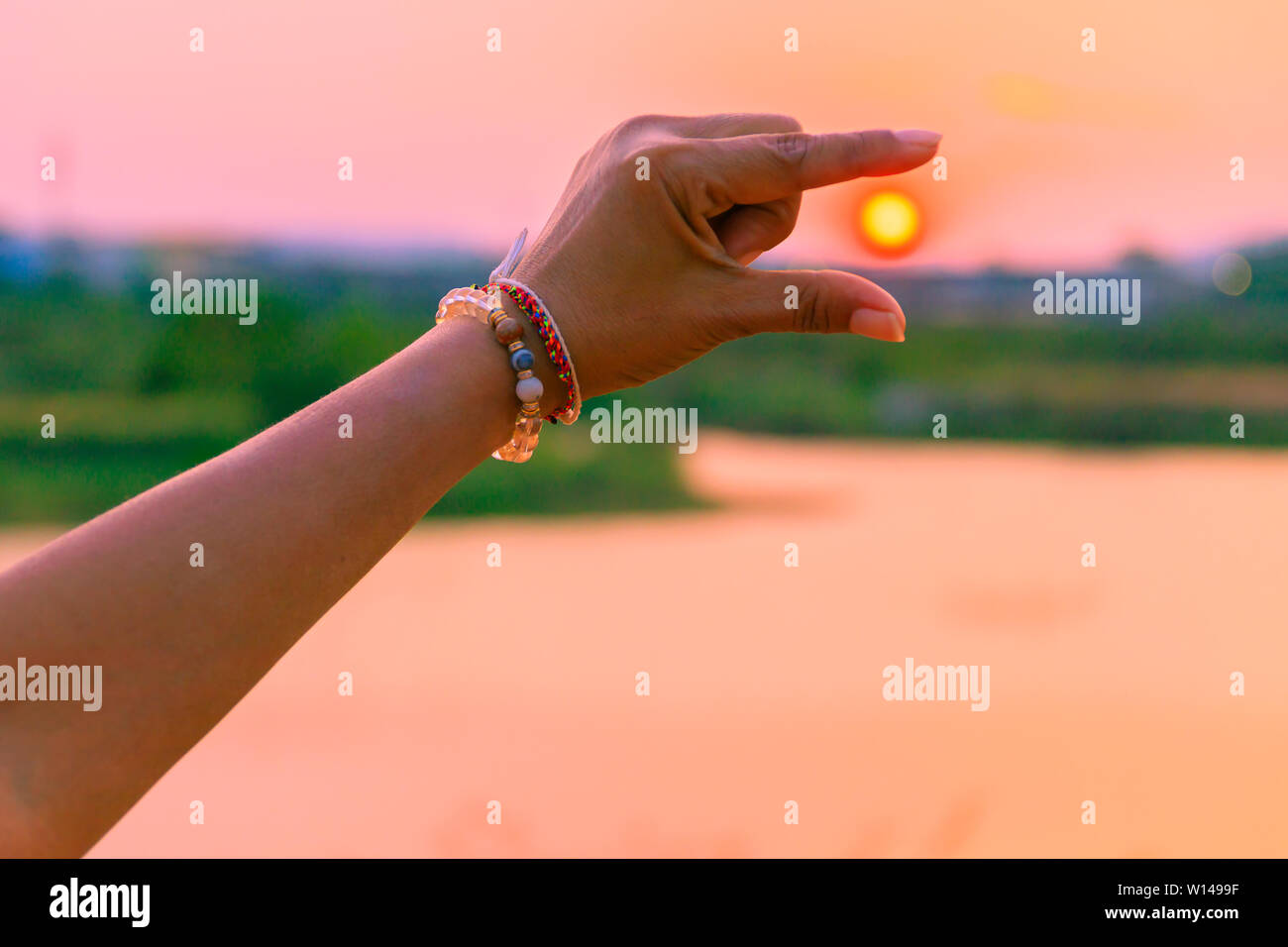 hands catch sun at sunset time concept. with copy space add text Stock ...