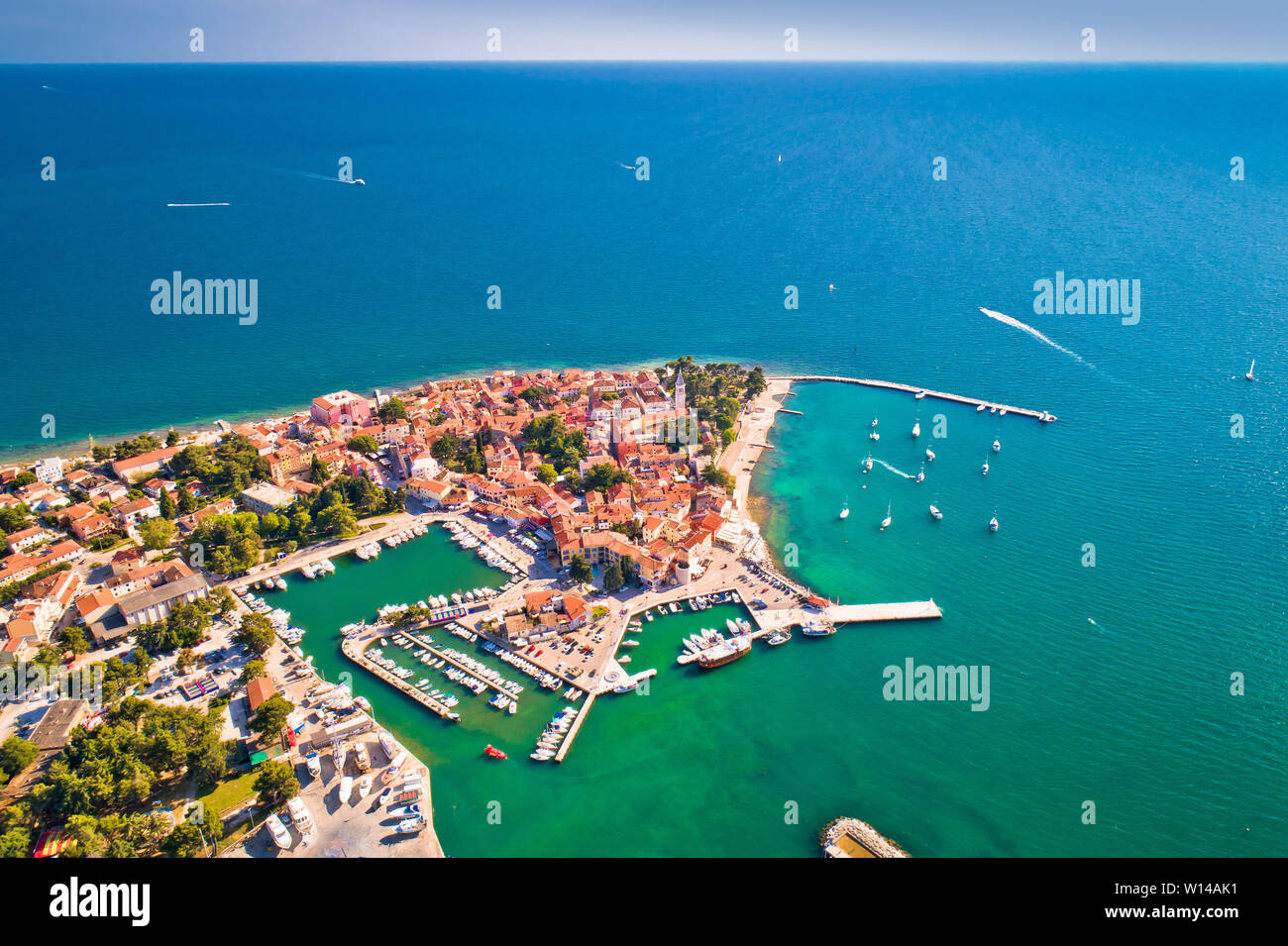 Novigrad Istarski historic coastal town aerial view, archipelago of ...