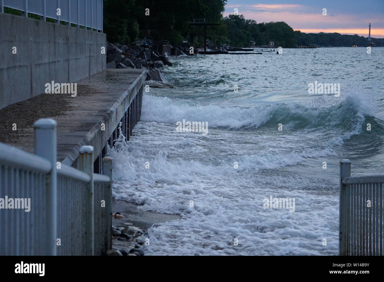 Red Sky at Night - Dusk on Lake Michigan Stock Photo - Alamy