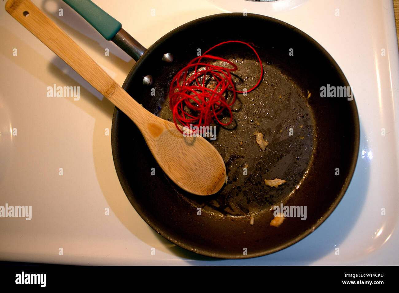 Frying eggs stovetop hi-res stock photography and images - Alamy